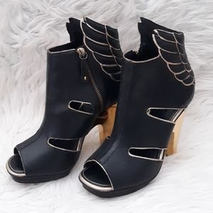 Topshop | Shoes | Top Shop Unique Leather Booties 85 | Poshmark